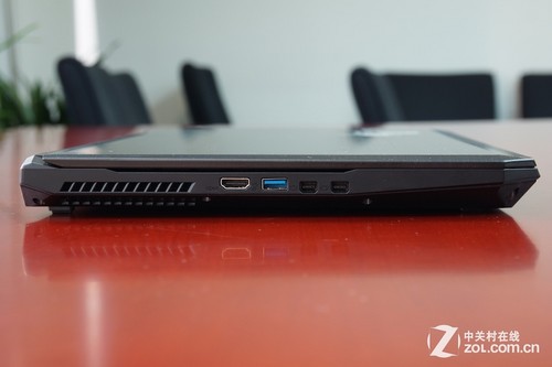 神舟(神舟)战神Z8-SP7S2笔记本电脑接口评测-ZOL中关村在线